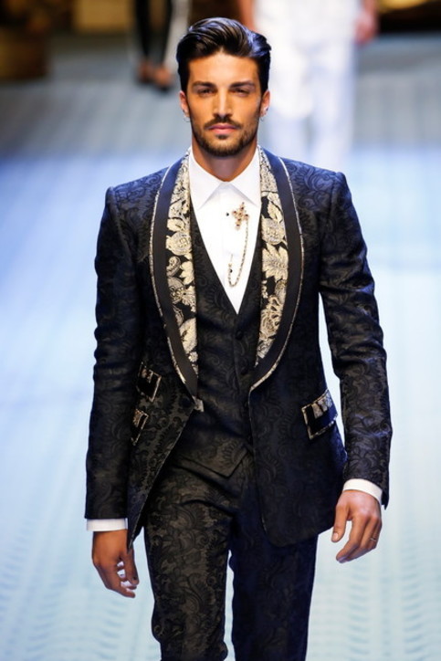 Moda uomo, belli e sexy: 10 super modelli da tenere d'occhio