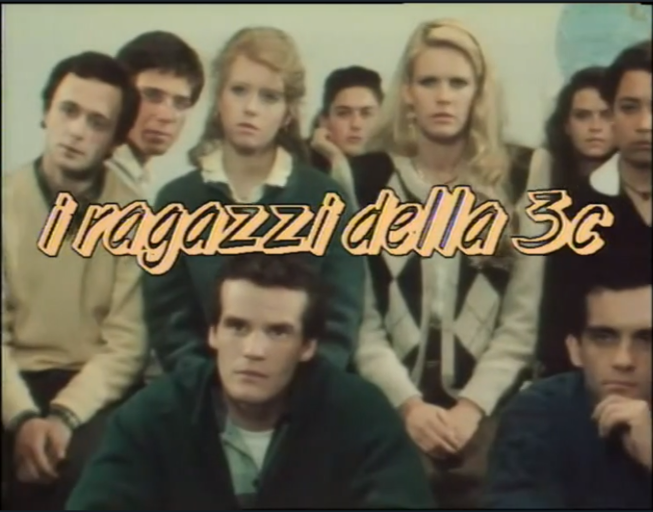 “I ragazzi della 3C”, riscopriamo la prima sigla della serie: “Fire ...