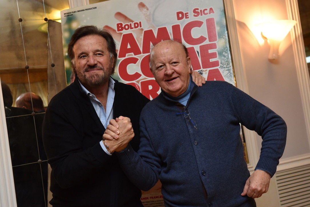 Boldi e De Sica di nuovo insieme in un cinepanettone? Un tam tam in ...