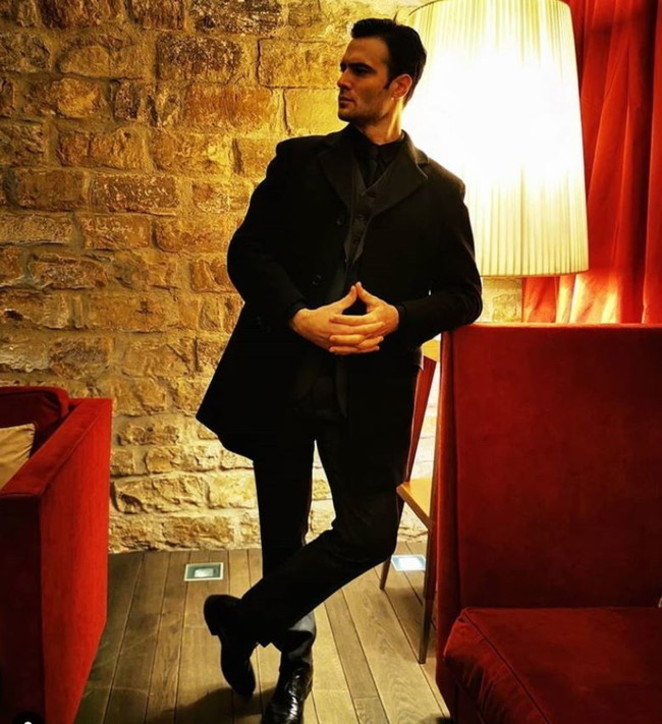 Maria Elena Boschi beccata! Guarda che bacio con Giulio Berruti - Tgcom24