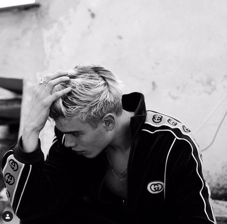 Biondo da "Amici" al cinema: nei panni di un rapper in un film con ...