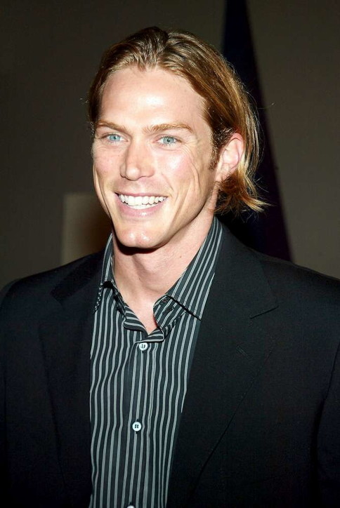 Guarda come si è trasformato Jason Lewis, il biondo amante di Samantha ...