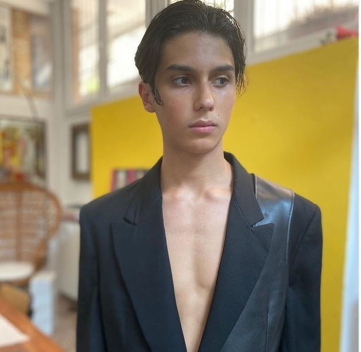 Carlos Corona è maggiorenne: guarda la super festa con Fabrizio e Nina ...