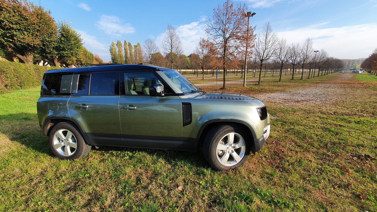 Ecco il nuovo Land Rover Defender, lo abbiamo provato dove il vecchio ...