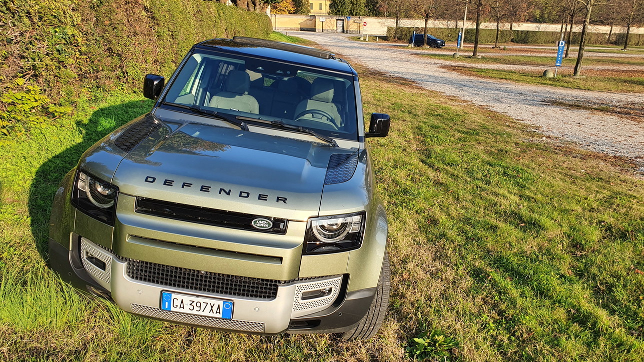 Ecco il nuovo Land Rover Defender, lo abbiamo provato dove il vecchio ...