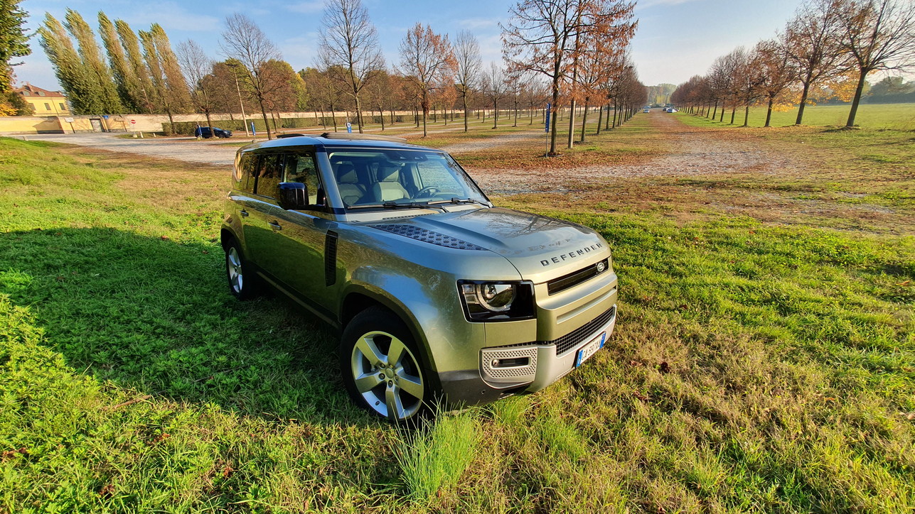 Ecco il nuovo Land Rover Defender, lo abbiamo provato dove il vecchio ...