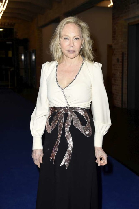 Gli 80 anni di Faye Dunaway, icona sofisticata degli anni 70 - Tgcom24