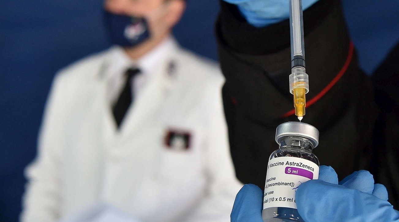 Vaccini, per Gb AstraZeneca è "sicuro ed efficace" - Tgcom24