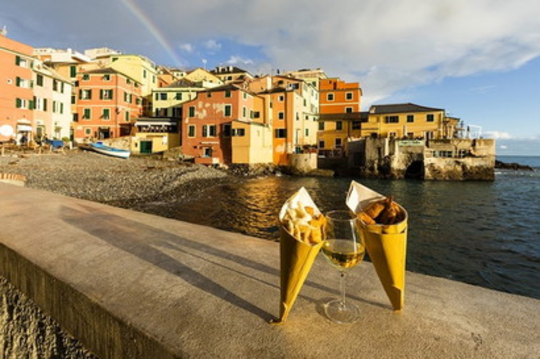 Genova insolita: luoghi da scoprire e delizie da assaggiare - Tgcom24