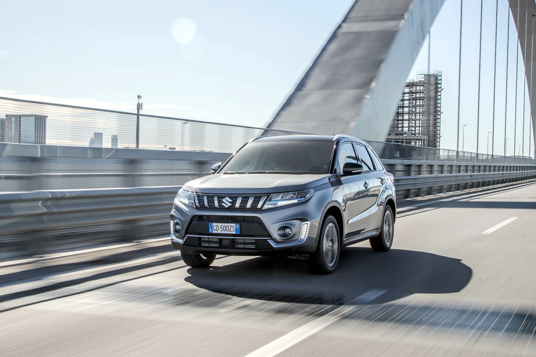 Suzuki Vitara Hybrid, il cambio automatico è un plus - Tgcom24