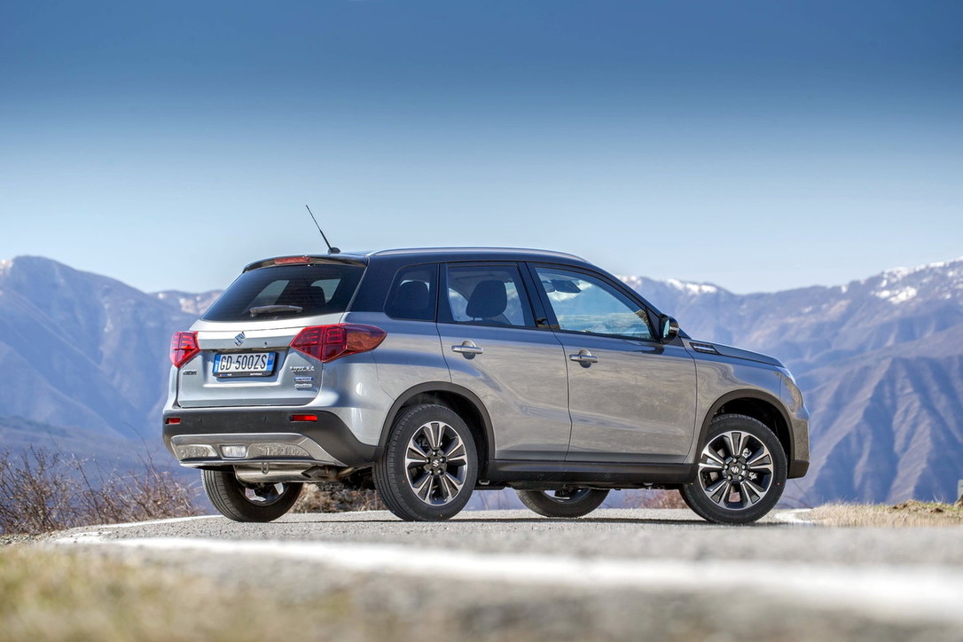 Suzuki Vitara Hybrid, il cambio automatico è un plus - Tgcom24
