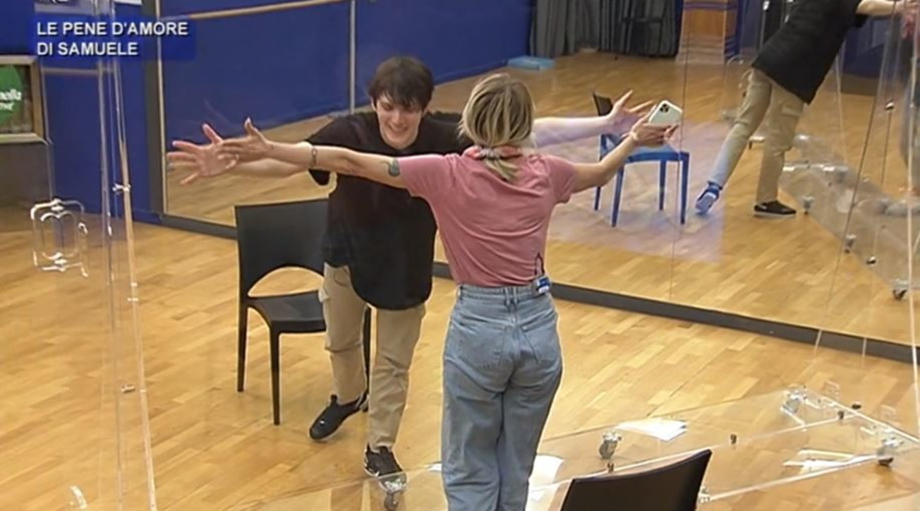 Ad "Amici" Veronica fa da cupido tra Samuele e la fidanzata - Tgcom24