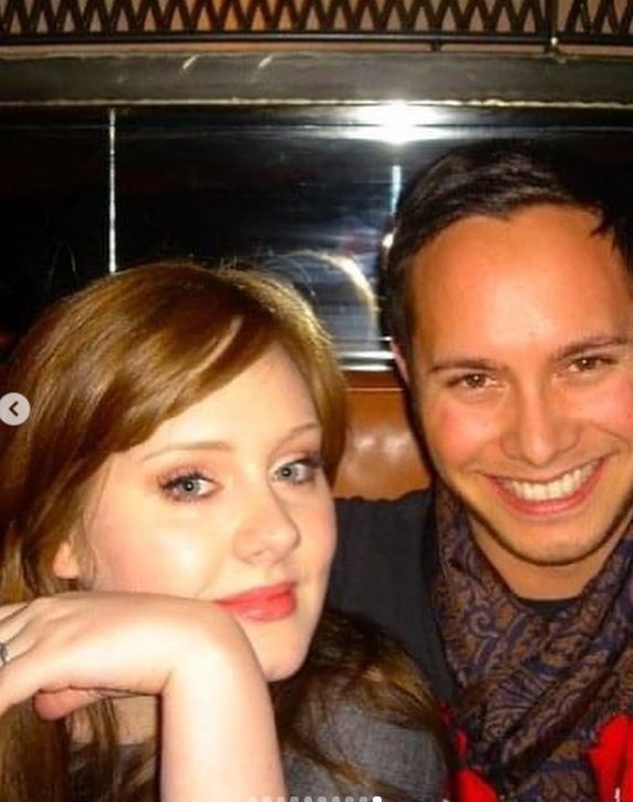 Riecco Adele, senza trucco e radiosa negli scatti inediti per i suoi 33 ...