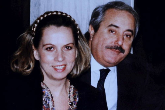 L'italia ricorda il sacrificio del giudice Falcone: la strage il 23 ...