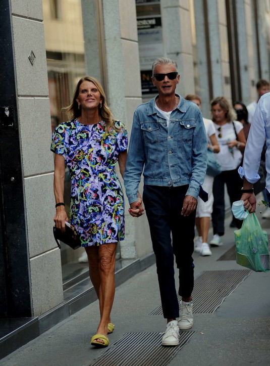 Anna Dello Russo con... Gioia, eccola a Milano con Angelo