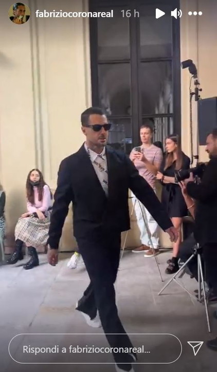 Carlos Corona va all'università a Milano: scopri a quale facoltà è iscritto