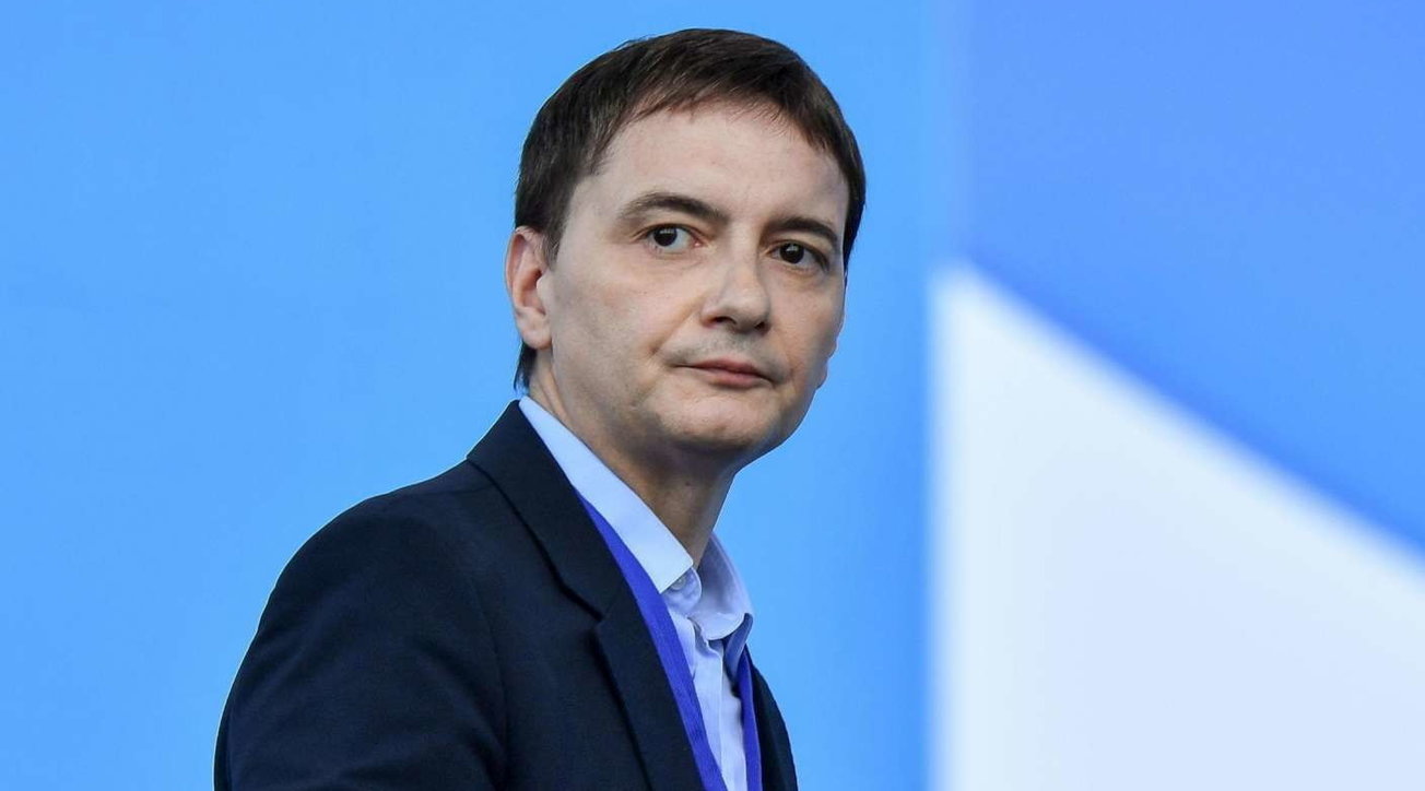 L'ombra del ricatto sul caso Morisi: tutto quello che non torna