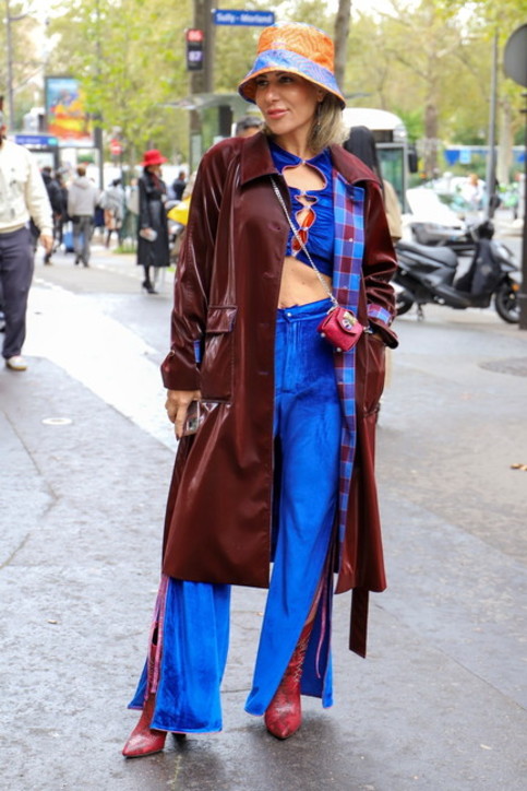 Moda, come vestire alla parigina: le regole per uno stile francese