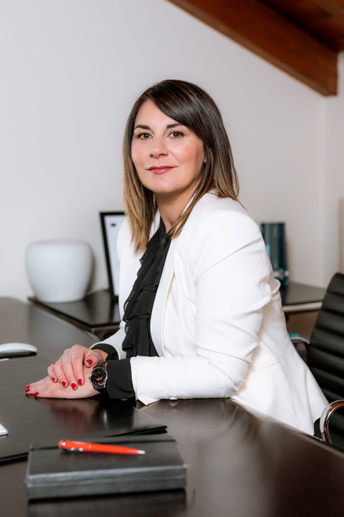 Lucia Iannuzzi: "Per la consulenza doganale servono il multi tasking e ...