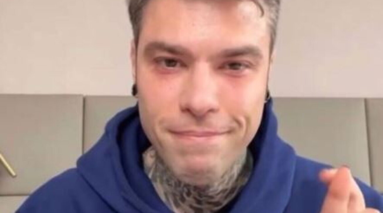 Fedez operato al San Raffaele di Milano: cruciali i prossimi esami