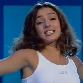 Francesca Pettinelli balla "No Woman, No Cry" a "Non è la Rai"