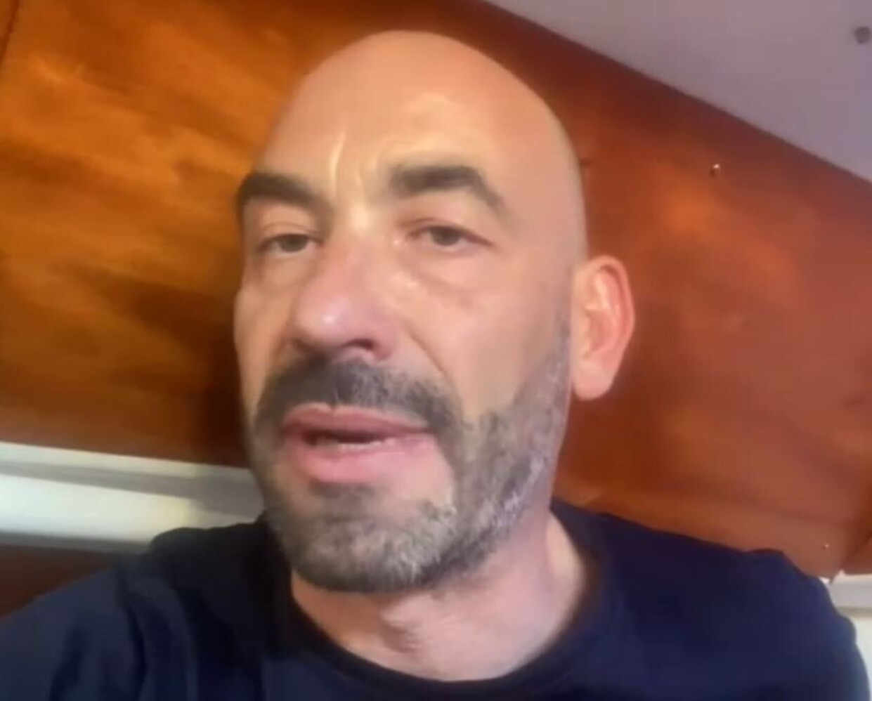 Bassetti a Tgcom24: "Perché obbligare i ragazzi a mettere la mascherina ...