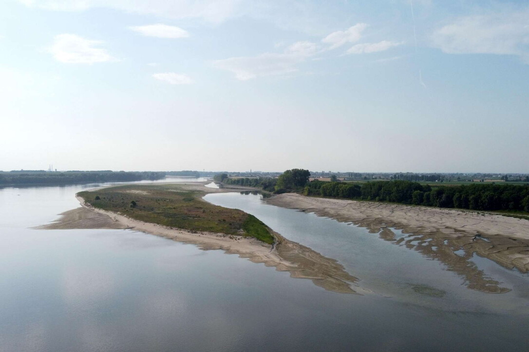 L'agonia del fiume Po: è quasi prosciugato, il panorama è desolante