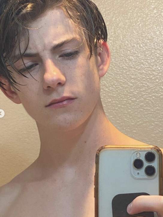 Tyler Sanders, muore a 18 anni la star di "Just Add Magic: Mystery City"