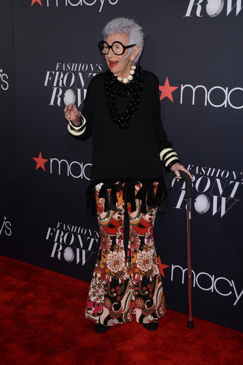 Iris Apfel: 101 anni oggi e una lezione di stile per sempre