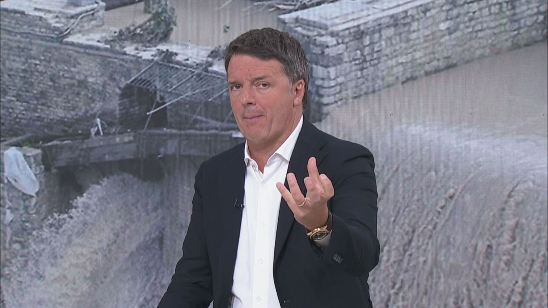Matteo Renzi, alluvione Marche: "Sono indignato per le immagini che ...