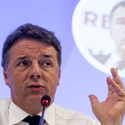 Pd, Matteo Renzi: “Se scelgono Elly Schlein nessuna alleanza con noi”