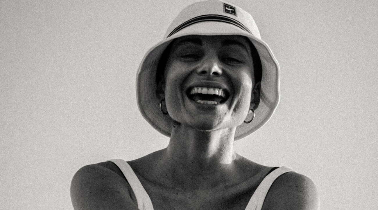 Giordana Angi e "Questa fragile bellezza"