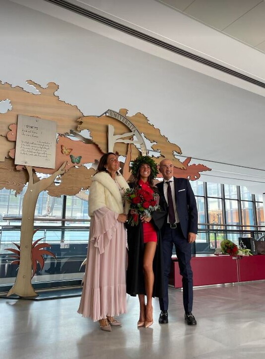 Carlotta, influencer e laureata in Medicina a soli 23 anni