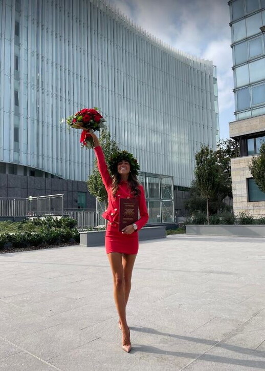 Carlotta, influencer e laureata in Medicina a soli 23 anni