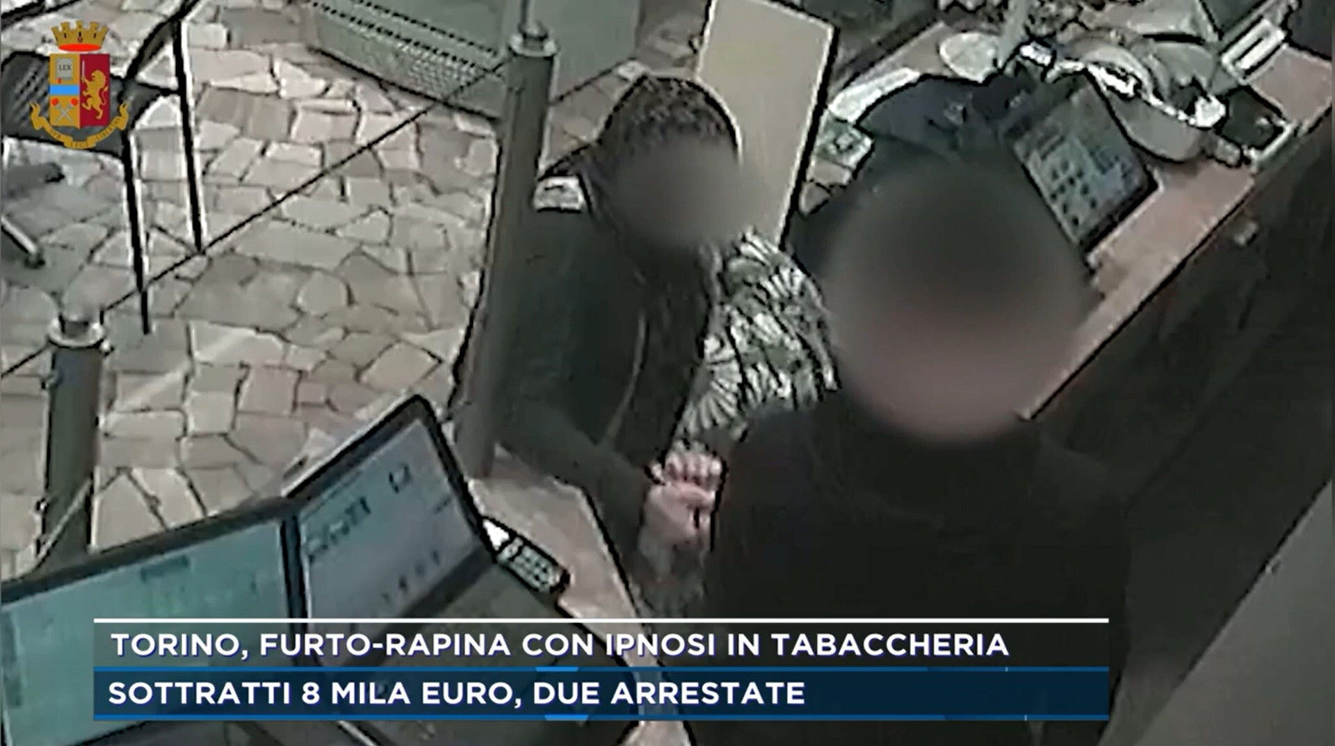 Torino, furto-rapina in tabaccheria con la tecnica dell'ipnosi - Tgcom24