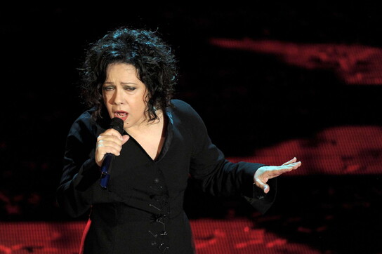 I 70 anni di Antonella Ruggiero, dai Matia Bazar alla carriera solista