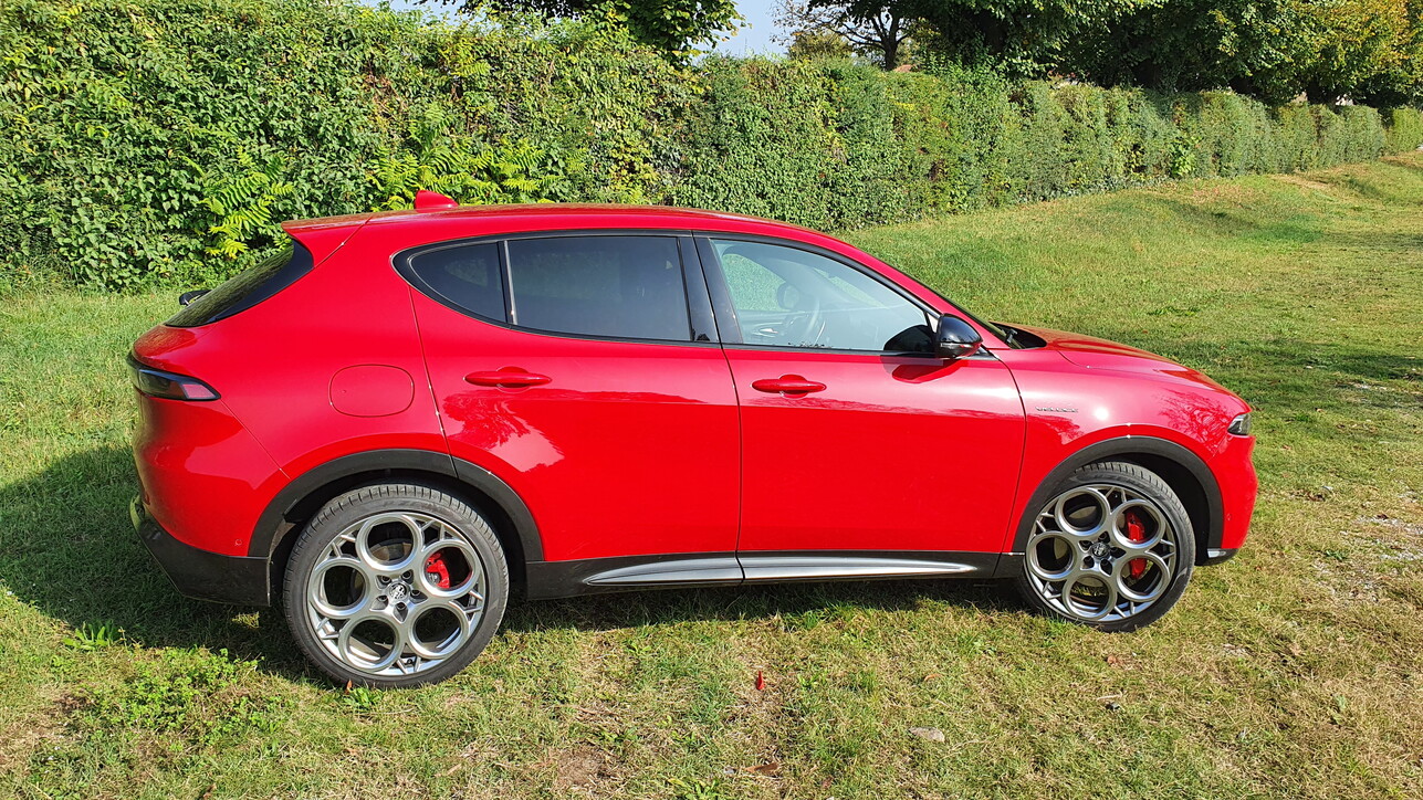 Quanto si è fatta attendere... ecco Alfa Romeo Tonale: crossover di ...