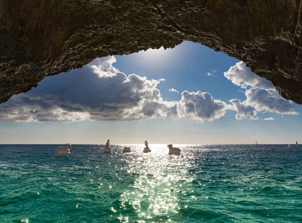 Santa Maria di Leuca, il mare d'inverno e il Presepe galleggiante