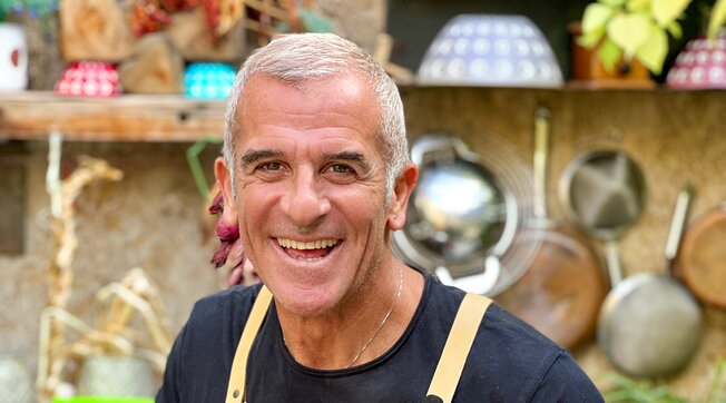 Chef Max Mariola e la sua ricetta del tacchino "salvabolletta"