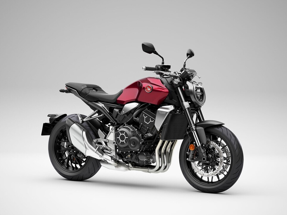 E con la CB1000R 2023, Honda vede Rosso… Bordeaux!