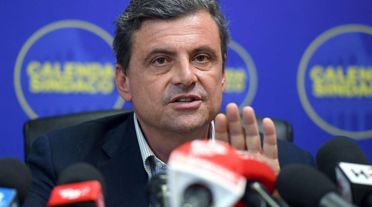 Calenda: "Non entriamo in maggioranza, decisione definitiva"