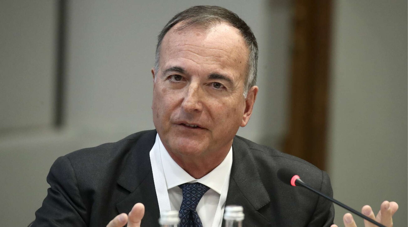 Franco Frattini, una vita nella politica e servitore dello Stato