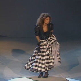 Daniele Groff canta "Lamerica" a "Un disco per l'estate" 1999
