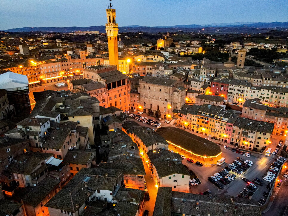 La Siena medioevale della cultura e del paesaggio