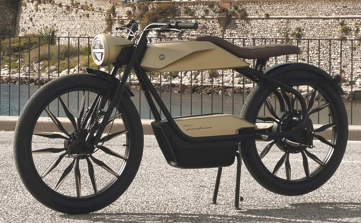 Eysing PF40 è il ciclomotore elettrico disegnato da Pininfarina.