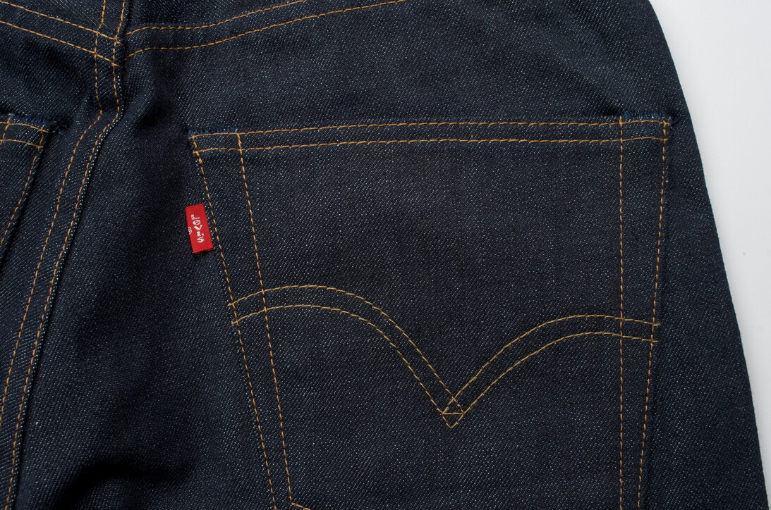 Moda: i jeans più amati di sempre compiono 150 anni