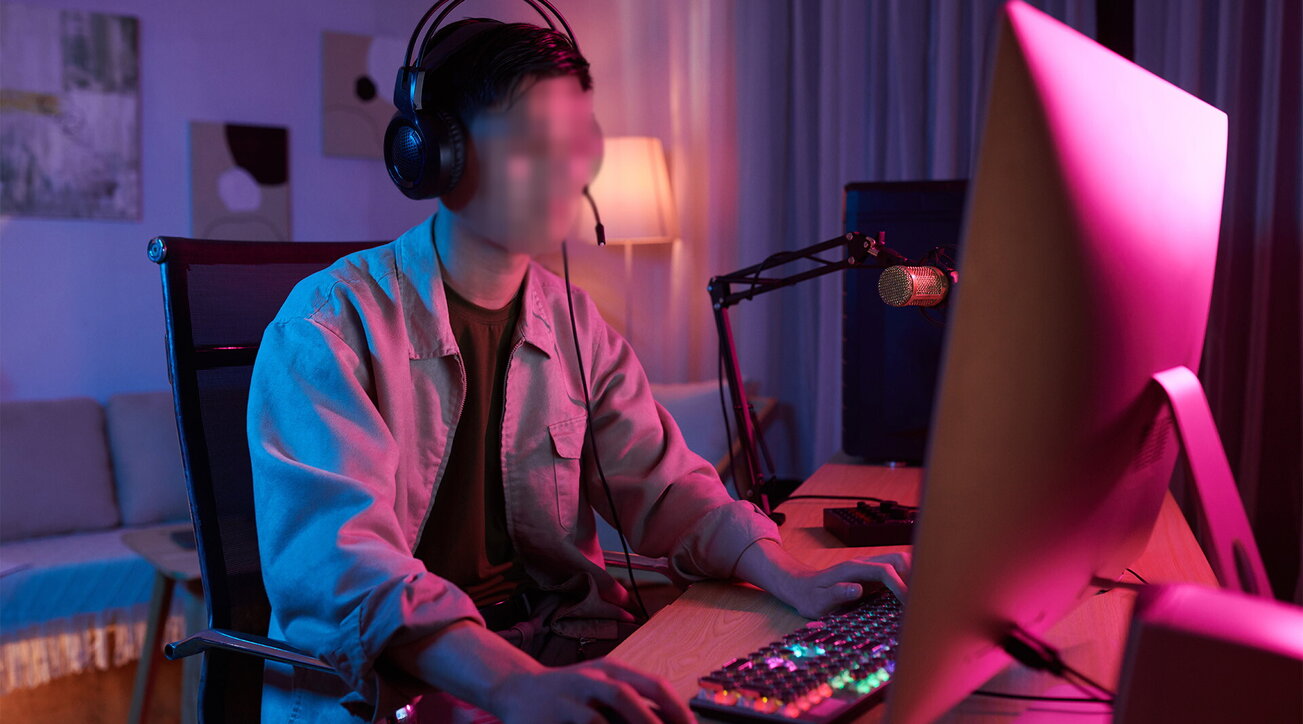 Roblox, 16enne gioca su un server a tema ISIS: arrestato