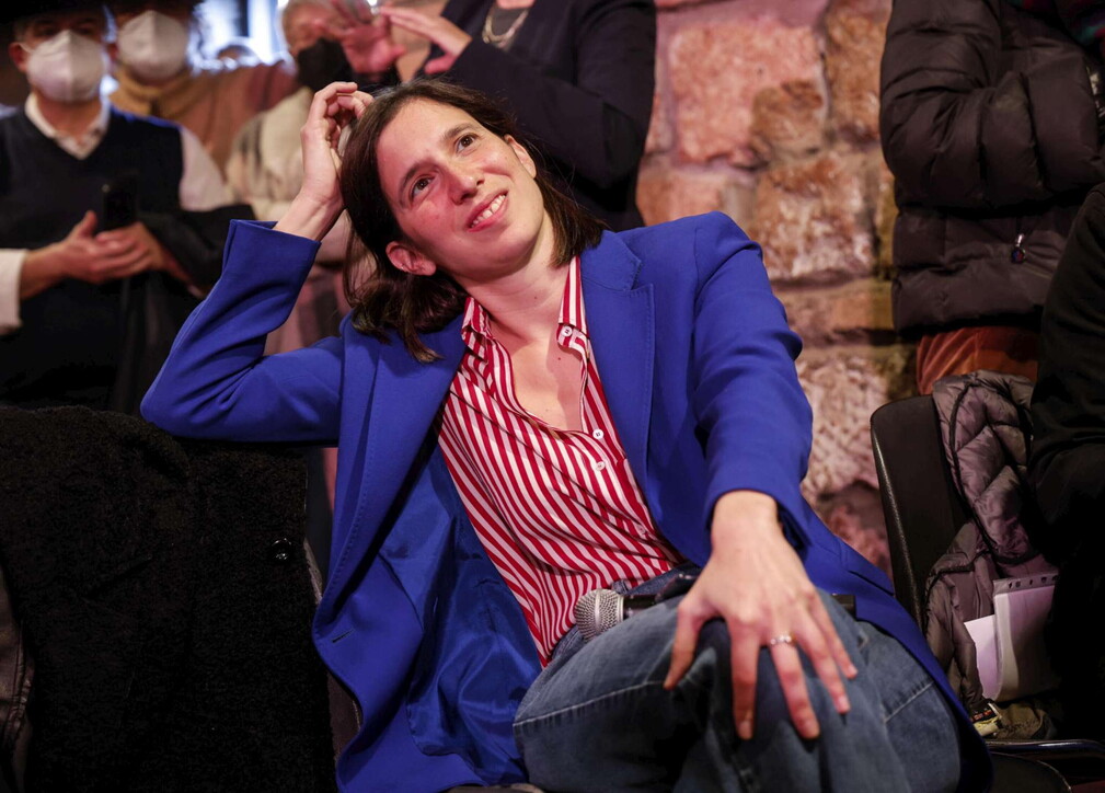 Elly Schlein: ecco le prime foto insieme alla fidanzata Paola