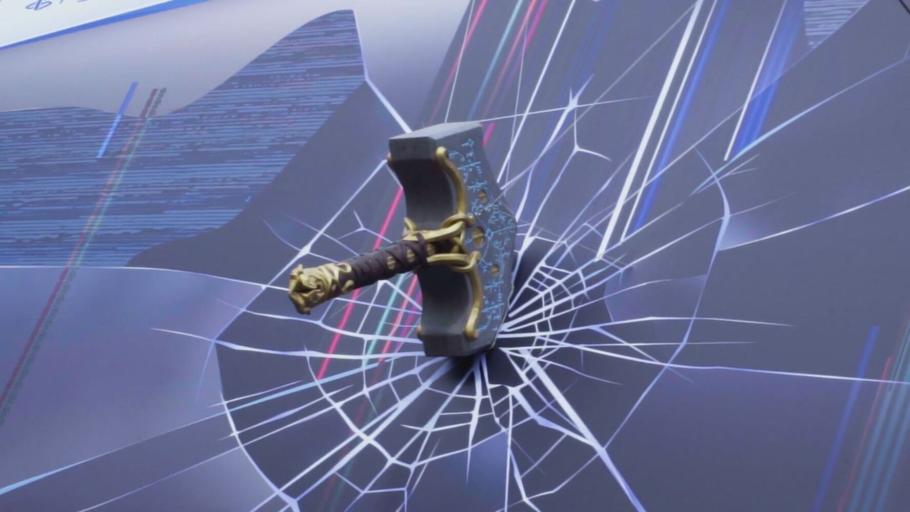 God of War: Ragnarok, il martello Mjolnir cade su Milano