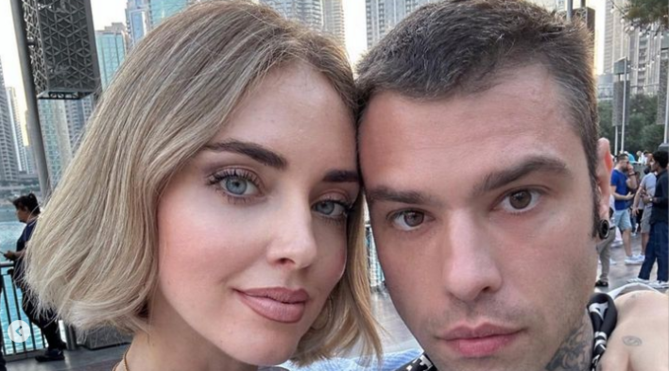 Fedez, polemica sulla vacanza a Dubai